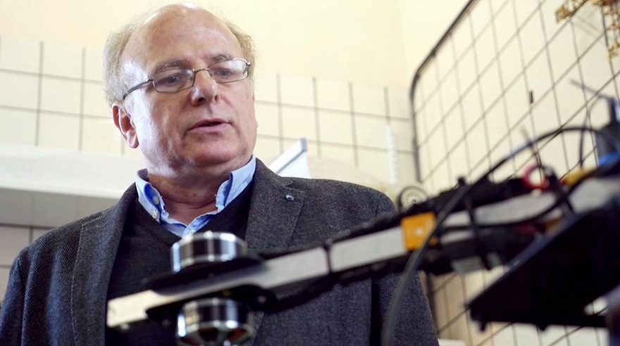 Aníbal Ollero: el cerebro de los robots voladores - Fundación Descubre